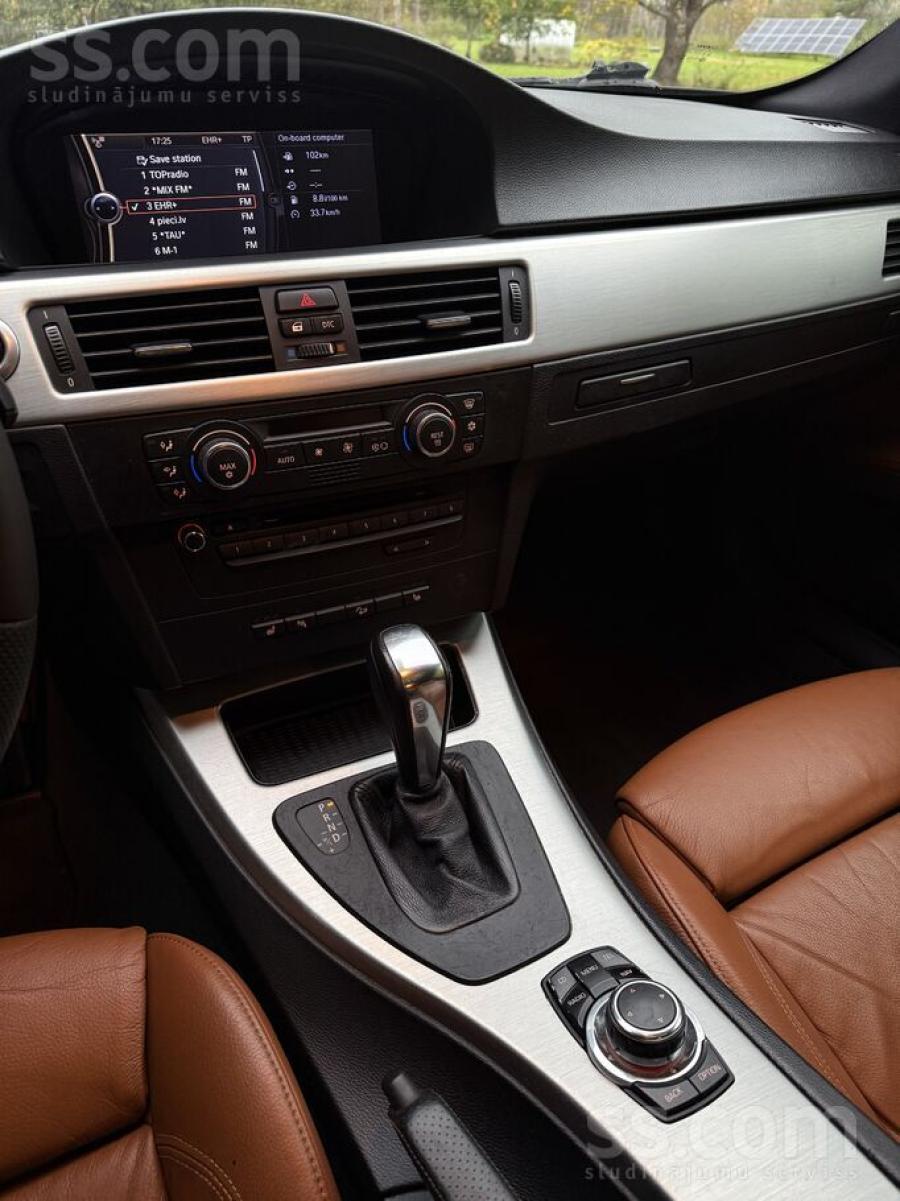 Pelēks BMW 330 2009 Rīga, ar dzinēja tilpumu 3.00 L un nobraukumu 0 tūkst. km par 8000 €, foto 10 vietnē AUTOMOTO.COM.LV