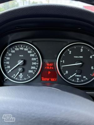 Grey BMW 330 2010 in Vilnius, with an engine capacity of 3.00 L and mileage of 222 thousand km for 9000 €, photo 13 on AUTOMOTO.COM.LV