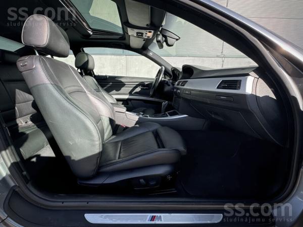 Pelēks BMW 330 2011 Rīga, ar dzinēja tilpumu 3.00 L un nobraukumu 234 tūkst. km par 2300 €, foto 9 vietnē AUTOMOTO.COM.LV