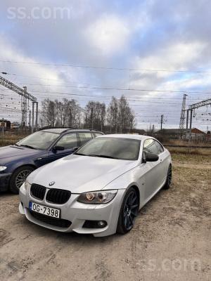 Grey BMW 330 2012 in Riga, with an engine capacity of 3.00 L and mileage of 390 thousand km for 9900 €, photo 5 on AUTOMOTO.COM.LV