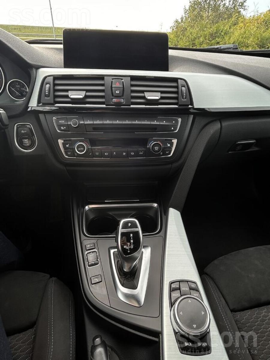 Pelēks BMW 330 2014 Ogre, ar dzinēja tilpumu 3.00 L un nobraukumu 287 tūkst. km par 12800 €, foto 14 vietnē AUTOMOTO.COM.LV