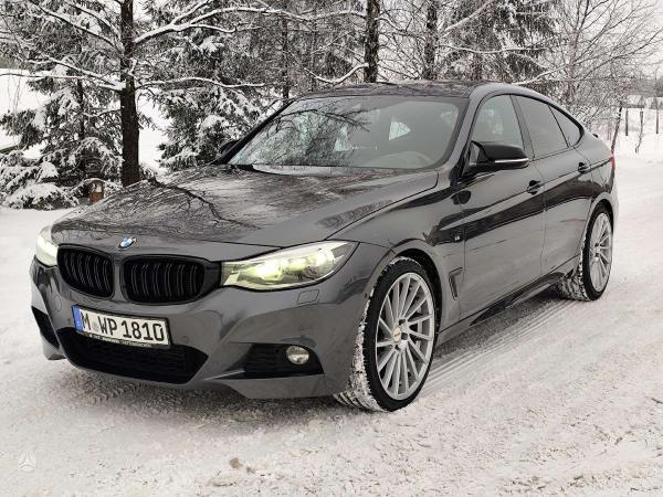 Grey BMW 330 2017 in Panevezys, with an engine capacity of 2.99 L and mileage of 134 thousand km for 15300 €, photo 2 on AUTOMOTO.COM.LV
