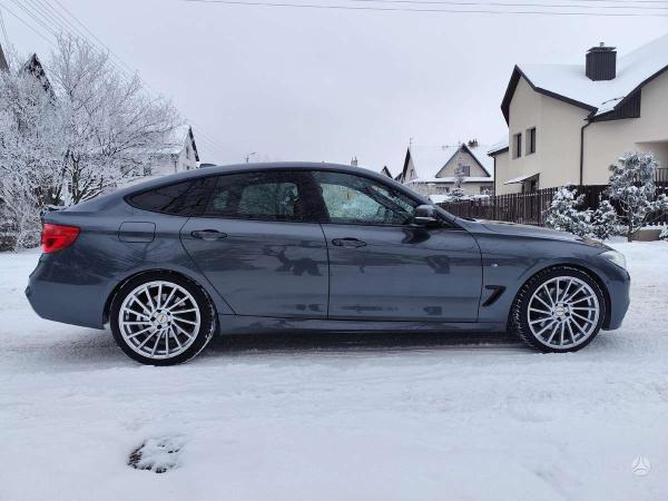 Grey BMW 330 2017 in Panevezys, with an engine capacity of 2.99 L and mileage of 134 thousand km for 15300 €, photo 8 on AUTOMOTO.COM.LV