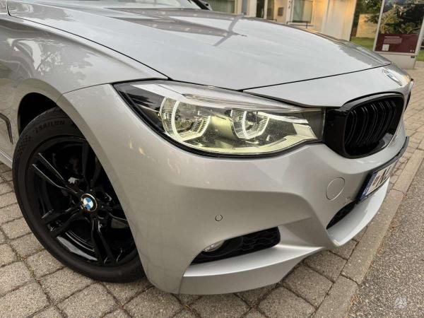 Grey BMW 330 2017 in Prienai, with an engine capacity of 2.99 L and mileage of 317 thousand km for 14300 €, photo 2 on AUTOMOTO.COM.LV