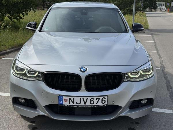 Grey BMW 330 2017 in Prienai, with an engine capacity of 2.99 L and mileage of 317 thousand km for 14300 €, photo 10 on AUTOMOTO.COM.LV
