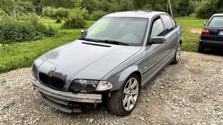 Pelēks BMW 330 2000 Rīga, ar dzinēja tilpumu 3.00 L un nobraukumu 0 tūkst. km par 750 €, foto 1 vietnē AUTOMOTO.COM.LV