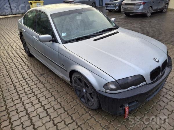 Grey BMW 330 2000 in Riga, with an engine capacity of 3.00 L and mileage of 431 thousand km for 1500 €, photo 2 on AUTOMOTO.COM.LV