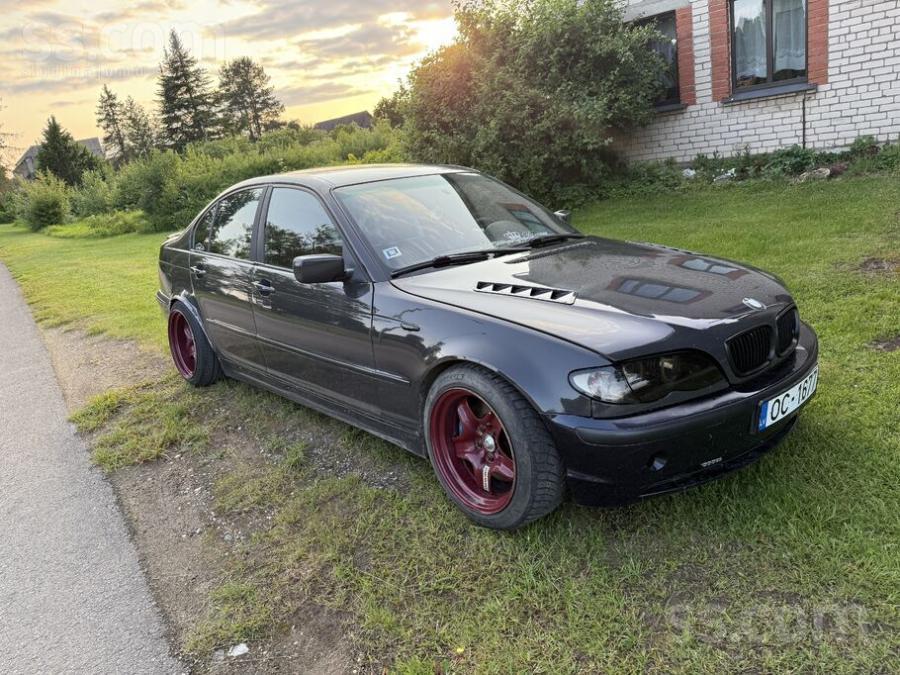 Pelēks BMW 330 2001 Aizkraukle, ar dzinēja tilpumu 3.00 L un nobraukumu 440 tūkst. km par 2250 €, foto 14 vietnē AUTOMOTO.COM.LV