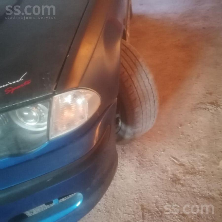 Pelēks BMW 330 2001 Liepāja, ar dzinēja tilpumu 3.00 L un nobraukumu 350 tūkst. km par 2350 €, foto 7 vietnē AUTOMOTO.COM.LV