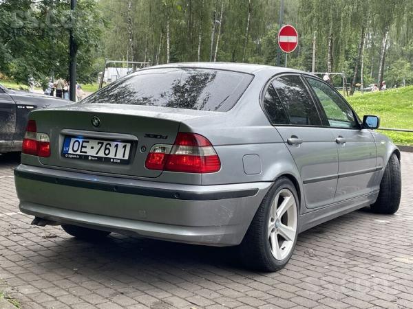 Grey BMW 330 2004 in Riga, with an engine capacity of 3.00 L and mileage of 420 thousand km for 1650 €, photo 4 on AUTOMOTO.COM.LV