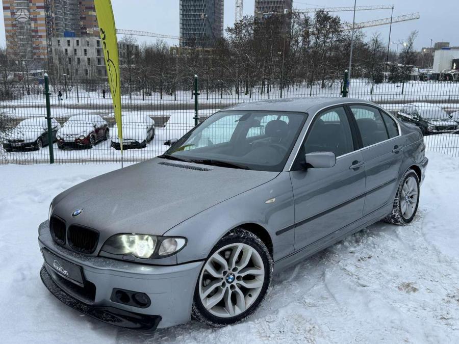 Pelēks BMW 330 2004 Viļņa, ar dzinēja tilpumu 2.99 L un nobraukumu 294 tūkst. km par 2800 €, foto 1 vietnē AUTOMOTO.COM.LV