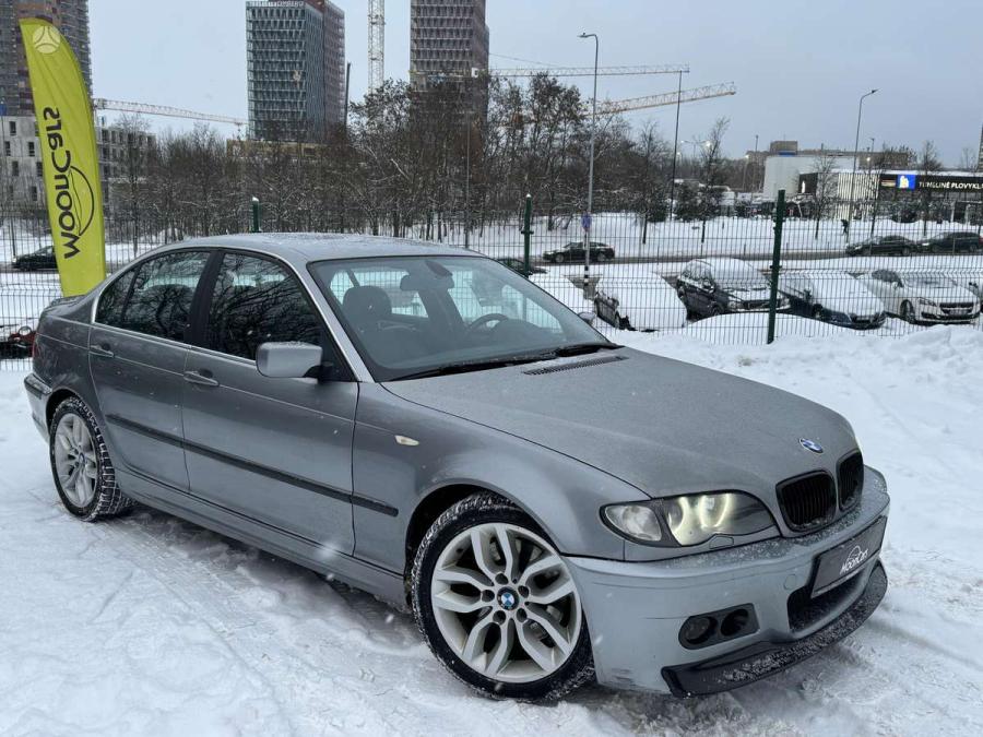 Pelēks BMW 330 2004 Viļņa, ar dzinēja tilpumu 2.99 L un nobraukumu 294 tūkst. km par 2800 €, foto 3 vietnē AUTOMOTO.COM.LV