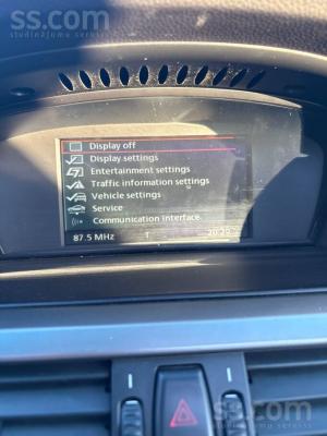 Pelēks BMW 330 2004 Daugavpils, ar dzinēja tilpumu 3.00 L un nobraukumu 408 tūkst. km par 2900 €, foto 11 vietnē AUTOMOTO.COM.LV