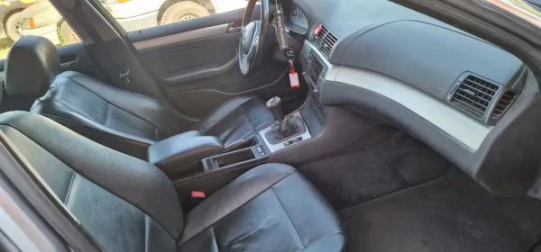 Pelēks BMW 330 2004 Valmiera, ar dzinēja tilpumu 3.00 L un nobraukumu 288 tūkst. km par 2800 €, foto 9 vietnē AUTOMOTO.COM.LV