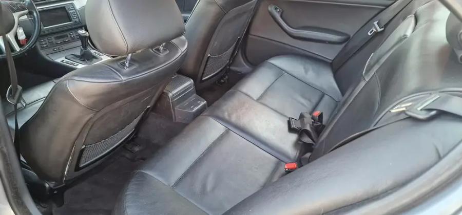 Pelēks BMW 330 2004 Valmiera, ar dzinēja tilpumu 3.00 L un nobraukumu 288 tūkst. km par 2800 €, foto 11 vietnē AUTOMOTO.COM.LV