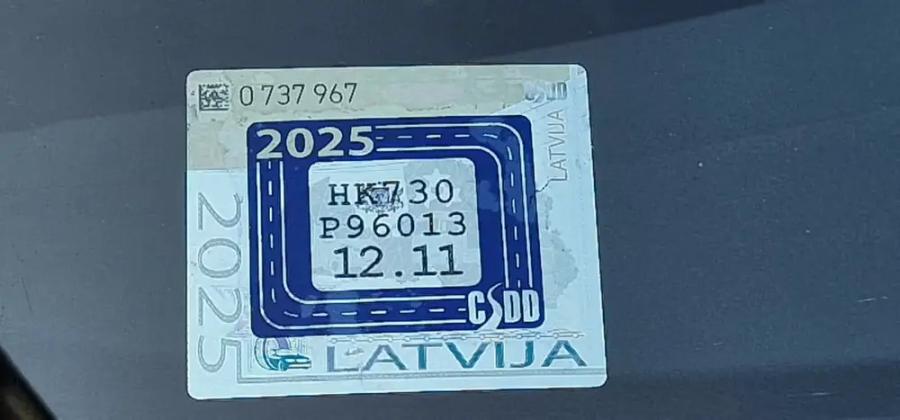 Pelēks BMW 330 2004 Valmiera, ar dzinēja tilpumu 3.00 L un nobraukumu 288 tūkst. km par 2800 €, foto 12 vietnē AUTOMOTO.COM.LV