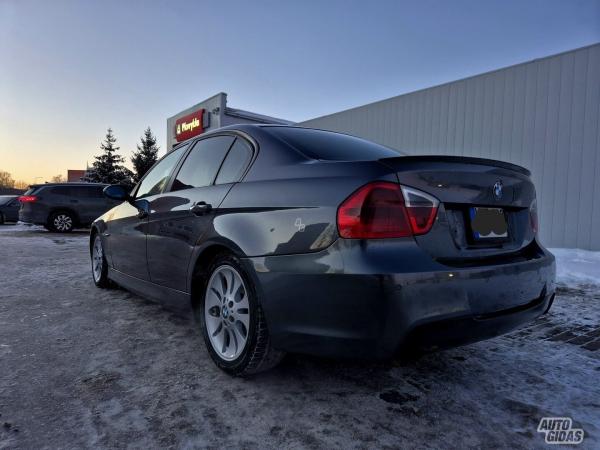 Grey BMW 330 2005 in Kaunas, with an engine capacity of 3.00 L and mileage of 397 thousand km for 3100 €, photo 7 on AUTOMOTO.COM.LV