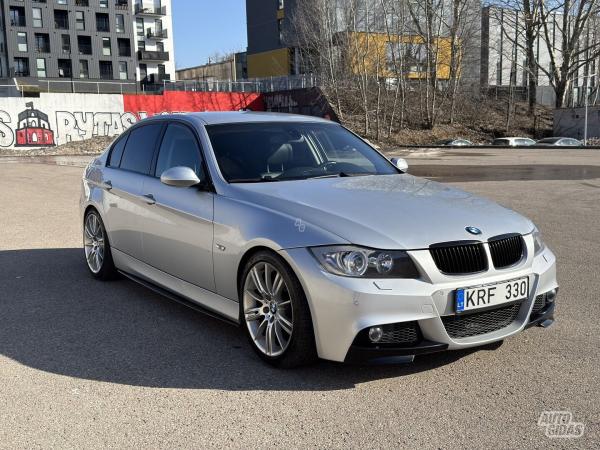Grey BMW 330 2005 in Vilnius, with an engine capacity of 3.00 L and mileage of 294 thousand km for 6299 €, photo 1 on AUTOMOTO.COM.LV