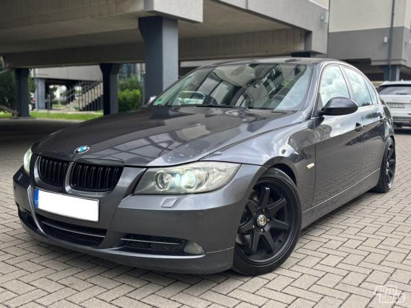 Pelēks BMW 330 2005 Kauņa, ar dzinēja tilpumu 3.00 L un nobraukumu 450 tūkst. km par 3000 €, foto 5 vietnē AUTOMOTO.COM.LV