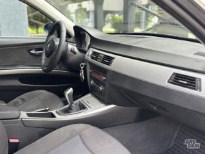 Серый БМВ 330 2005 в Каунас, объемом двигателя 3.00 л и пробегом 450 тыс. км за 3000 €, фото 17 на AUTOMOTO.COM.LV
