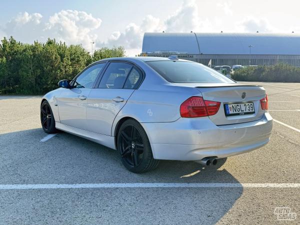 Pelēks BMW 330 2005 Šauļi, ar dzinēja tilpumu 3.00 L un nobraukumu 268 tūkst. km par 4400 €, foto 7 vietnē AUTOMOTO.COM.LV