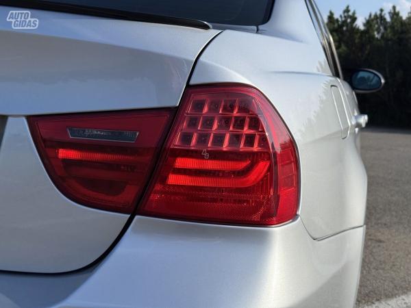 Pelēks BMW 330 2005 Šauļi, ar dzinēja tilpumu 3.00 L un nobraukumu 268 tūkst. km par 4400 €, foto 9 vietnē AUTOMOTO.COM.LV