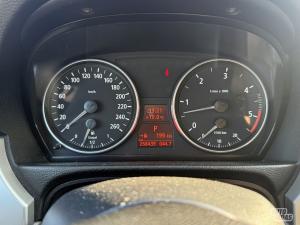 Grey BMW 330 2005 in Siauliai, with an engine capacity of 3.00 L and mileage of 268 thousand km for 4400 €, photo 14 on AUTOMOTO.COM.LV