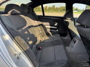 Grey BMW 330 2005 in Siauliai, with an engine capacity of 3.00 L and mileage of 268 thousand km for 4400 €, photo 18 on AUTOMOTO.COM.LV