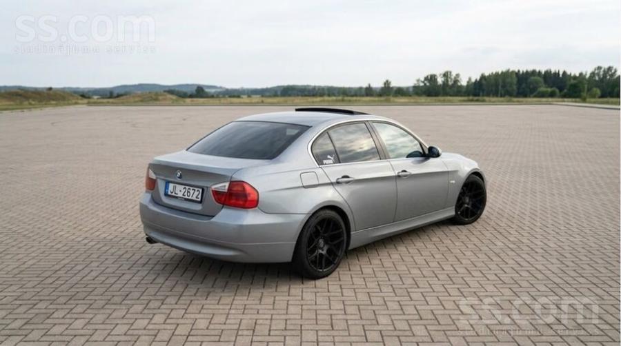 Pelēks BMW 330 2005 Valmiera, ar dzinēja tilpumu 3.00 L un nobraukumu 170 tūkst. km par 3850 €, foto 3 vietnē AUTOMOTO.COM.LV