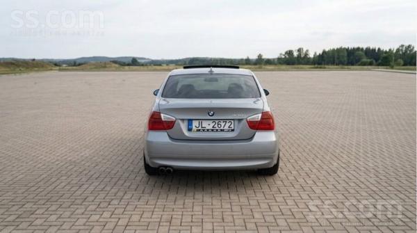 Pelēks BMW 330 2005 Valmiera, ar dzinēja tilpumu 3.00 L un nobraukumu 170 tūkst. km par 3850 €, foto 4 vietnē AUTOMOTO.COM.LV