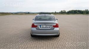 Pelēks BMW 330 2005 Valmiera, ar dzinēja tilpumu 3.00 L un nobraukumu 170 tūkst. km par 3850 €, foto 4 vietnē AUTOMOTO.COM.LV