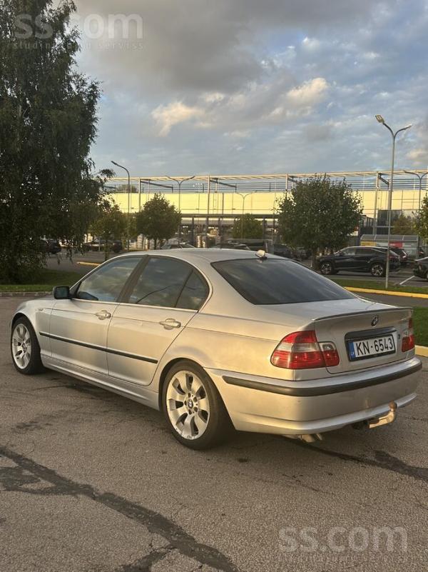 Pelēks BMW 330 2005 Rīga, ar dzinēja tilpumu 3.00 L un nobraukumu 266 tūkst. km par 2950 €, foto 5 vietnē AUTOMOTO.COM.LV