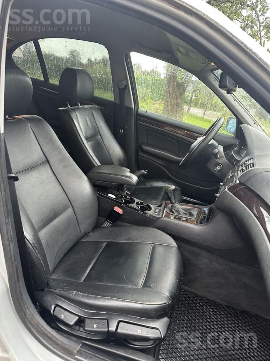 Pelēks BMW 330 2005 Rīga, ar dzinēja tilpumu 3.00 L un nobraukumu 266 tūkst. km par 2950 €, foto 13 vietnē AUTOMOTO.COM.LV