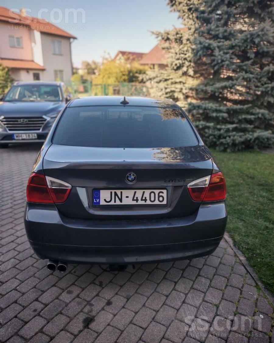 Pelēks BMW 330 2006 Rīga, ar dzinēja tilpumu 3.00 L un nobraukumu 370 tūkst. km par 4300 €, foto 8 vietnē AUTOMOTO.COM.LV