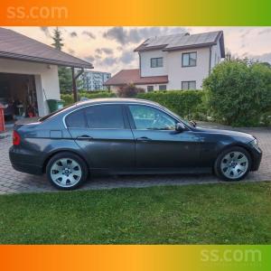 Pelēks BMW 330 2006 Rīga, ar dzinēja tilpumu 3.00 L un nobraukumu 370 tūkst. km par 5200 €, foto 3 vietnē AUTOMOTO.COM.LV