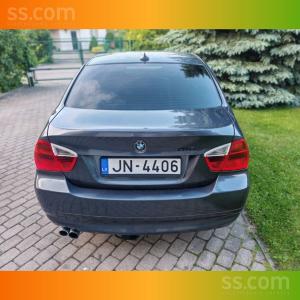 Pelēks BMW 330 2006 Rīga, ar dzinēja tilpumu 3.00 L un nobraukumu 370 tūkst. km par 5200 €, foto 4 vietnē AUTOMOTO.COM.LV