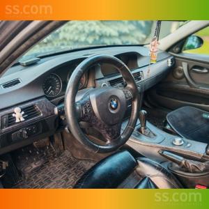 Pelēks BMW 330 2006 Rīga, ar dzinēja tilpumu 3.00 L un nobraukumu 370 tūkst. km par 5200 €, foto 7 vietnē AUTOMOTO.COM.LV
