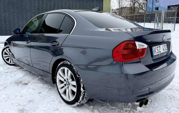 Pelēks BMW 330 2006 Kauņa, ar dzinēja tilpumu 0.00 L un nobraukumu 387 tūkst. km par 3650 €, foto 3 vietnē AUTOMOTO.COM.LV