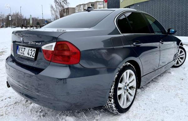 Pelēks BMW 330 2006 Kauņa, ar dzinēja tilpumu 0.00 L un nobraukumu 387 tūkst. km par 3650 €, foto 4 vietnē AUTOMOTO.COM.LV