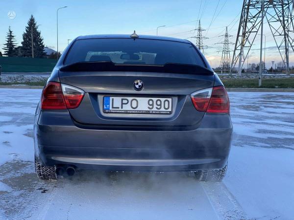 Pelēks BMW 330 2006 Kauņa, ar dzinēja tilpumu 2.99 L un nobraukumu 419 tūkst. km par 3800 €, foto 7 vietnē AUTOMOTO.COM.LV