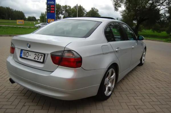 Pelēks BMW 330 2006 Jēkabpils, ar dzinēja tilpumu 3.00 L un nobraukumu 399 tūkst. km par 4250 €, foto 6 vietnē AUTOMOTO.COM.LV