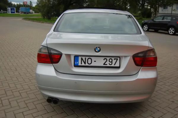 Pelēks BMW 330 2006 Jēkabpils, ar dzinēja tilpumu 3.00 L un nobraukumu 399 tūkst. km par 4250 €, foto 7 vietnē AUTOMOTO.COM.LV