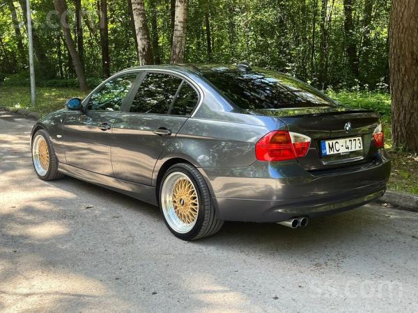 Pelēks BMW 330 2006 Rīga, ar dzinēja tilpumu 3.00 L un nobraukumu 0 tūkst. km par 6499 €, foto 3 vietnē AUTOMOTO.COM.LV