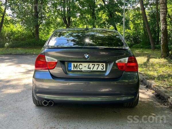 Pelēks BMW 330 2006 Rīga, ar dzinēja tilpumu 3.00 L un nobraukumu 0 tūkst. km par 6499 €, foto 4 vietnē AUTOMOTO.COM.LV