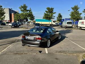 Grey BMW 330 2006 in Klaipeda, with an engine capacity of 3.00 L and mileage of 435 thousand km for 4550 €, photo 6 on AUTOMOTO.COM.LV