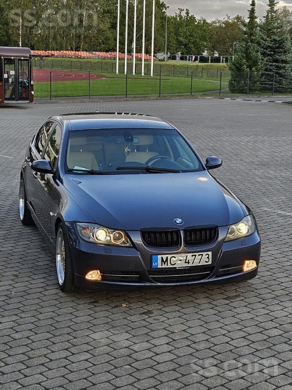 БМВ 330 2006 в Рига на AUTOMOTO.COM.LV Серый БМВ 330 2006 в Рига, объемом двигателя 3.00 л и пробегом 339 тыс. км за 5500 €, фото 4 на AUTOMOTO.COM.LV