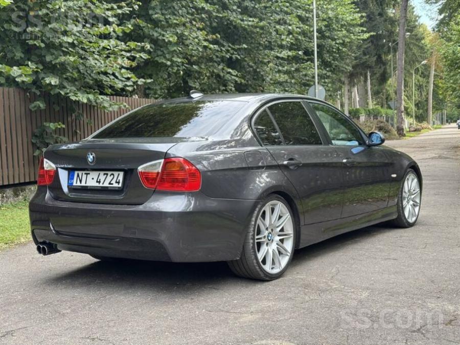 Pelēks BMW 330 2006 Rīga, ar dzinēja tilpumu 3.00 L un nobraukumu 334 tūkst. km par 7200 €, foto 4 vietnē AUTOMOTO.COM.LV