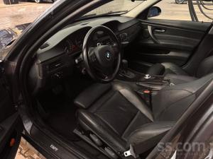 Pelēks BMW 330 2006 Rīga, ar dzinēja tilpumu 3.00 L un nobraukumu 334 tūkst. km par 7200 €, foto 6 vietnē AUTOMOTO.COM.LV