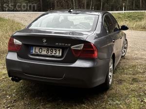 Grey BMW 330 2007 in Riga, with an engine capacity of 3.00 L and mileage of 375 thousand km for 5500 €, photo 2 on AUTOMOTO.COM.LV