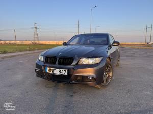 Pelēks BMW 330 2007 Panevēža, ar dzinēja tilpumu 3.00 L un nobraukumu 382 tūkst. km par 9999 €, foto  vietnē AUTOMOTO.COM.LV